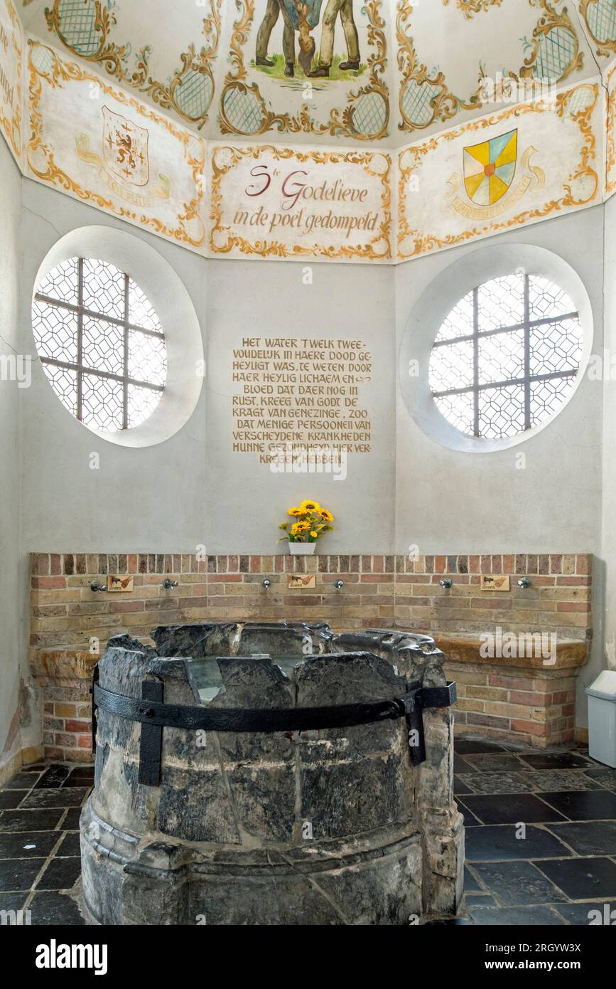 Ten putte hi-res stock photography and images - Alamy