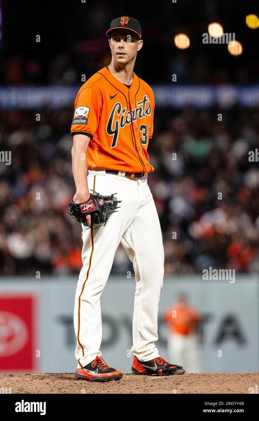 San francisco relief pitcher taylor rogers hi-res stock photography and ...