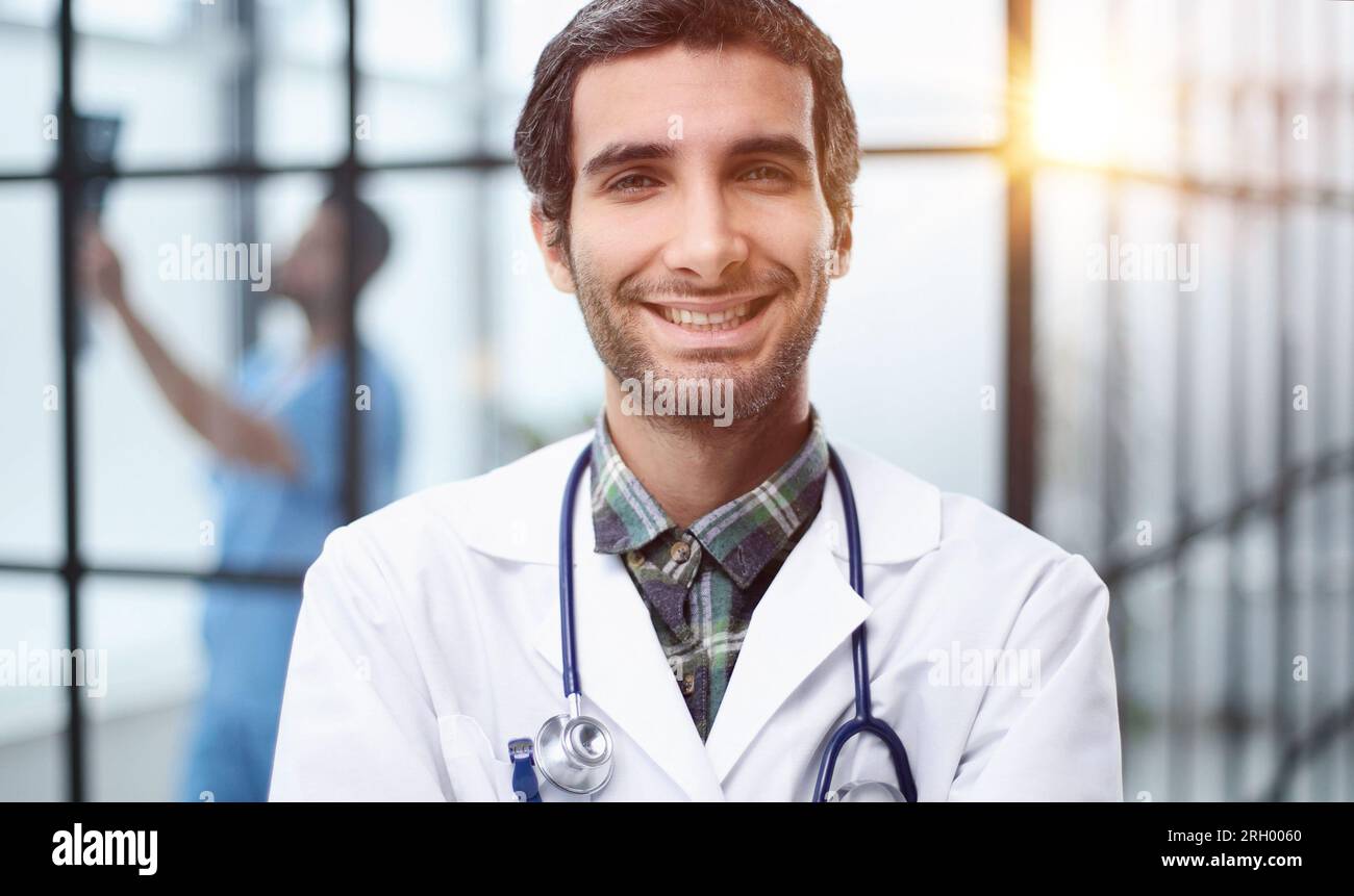Doctor profile picture hi-res stock photography and images - Alamy