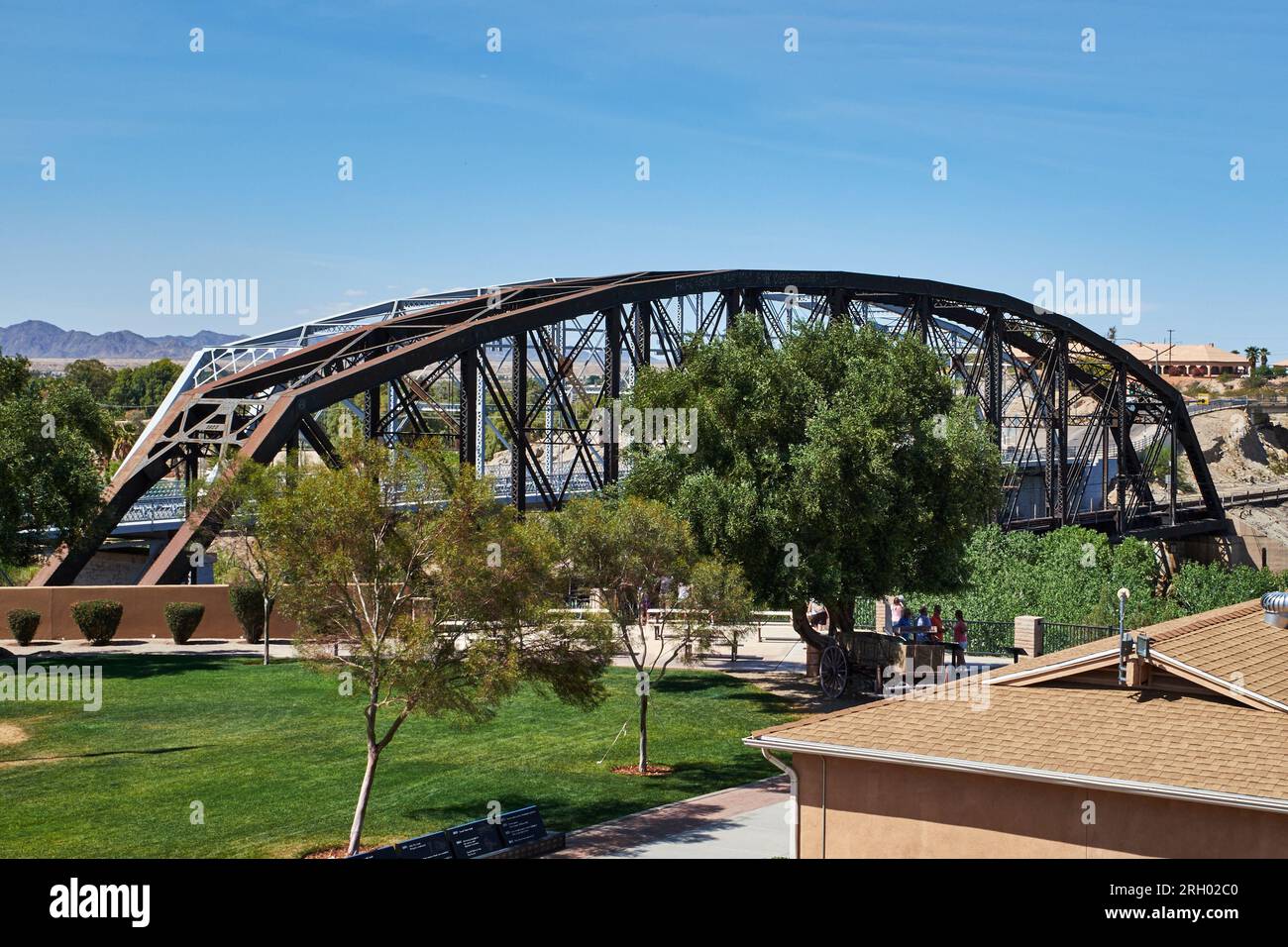 Through truss bridge hi-res stock photography and images - Alamy