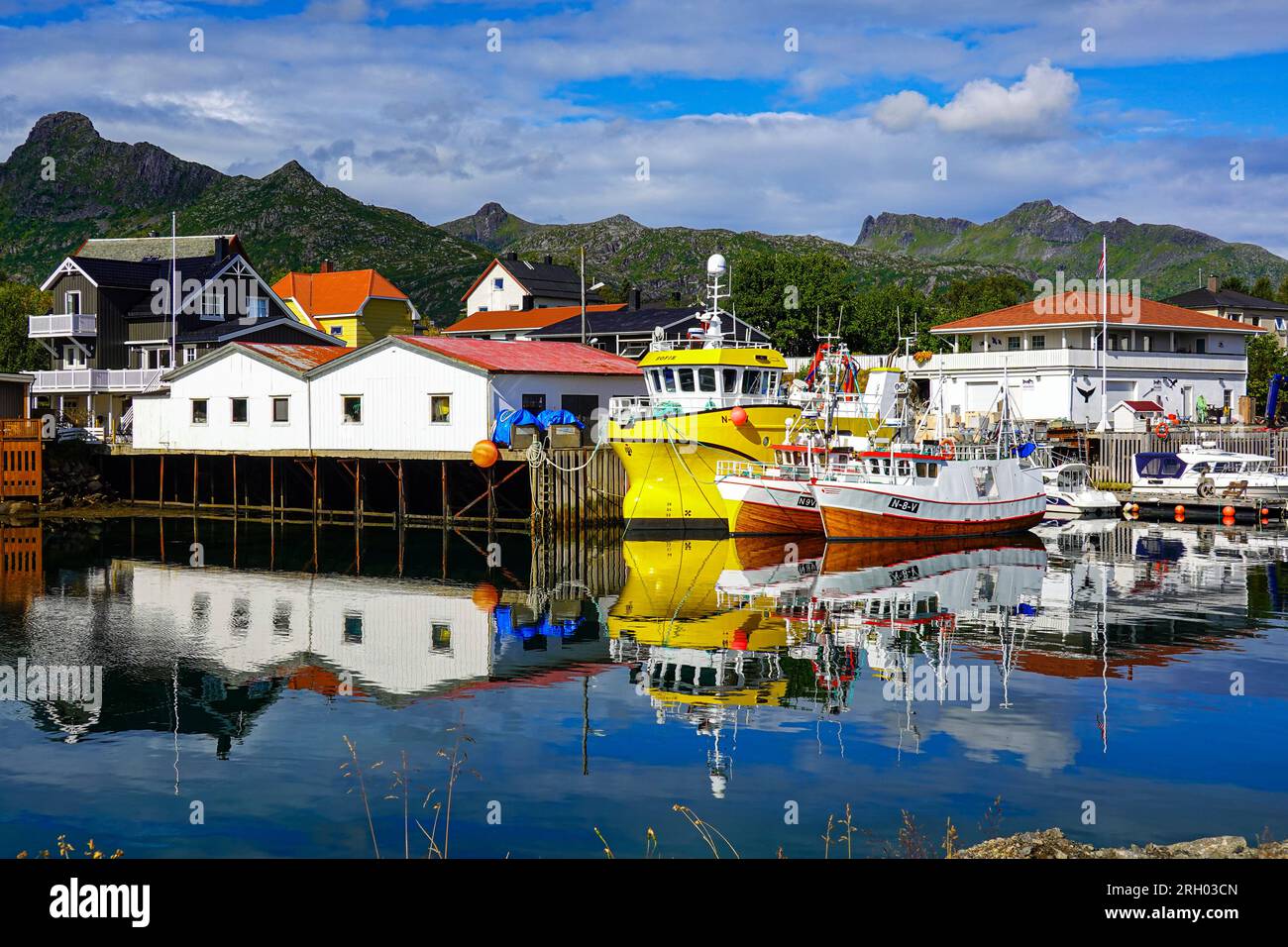 Colourful fishing boats and reflections at Svolvaer, Svolvær, Lofoten ...