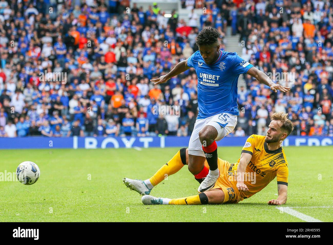 Football slide tackle grass hi-res stock photography and images - Alamy