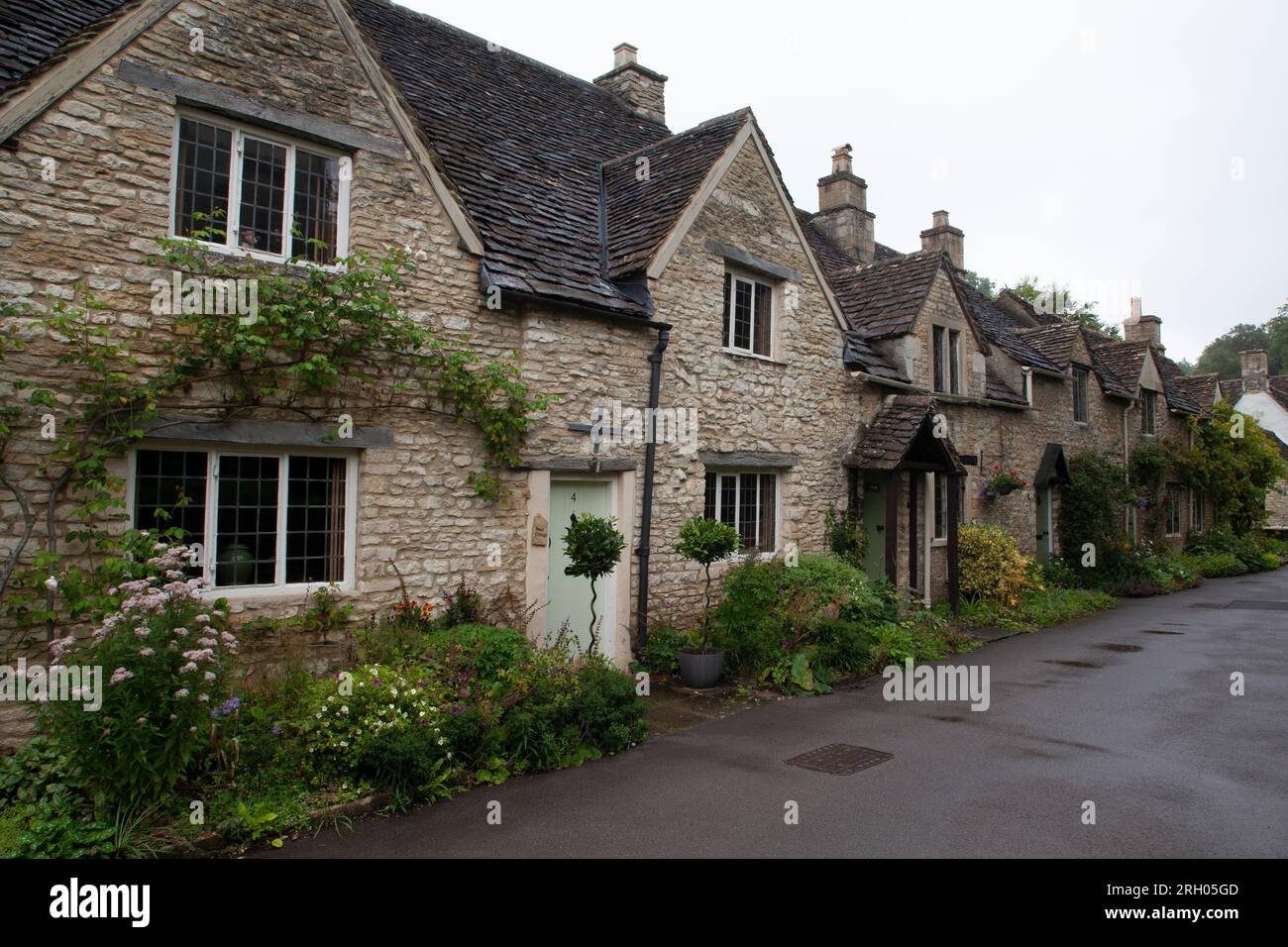 Castle Combe Village in Whiltshire Stock Photo - Alamy