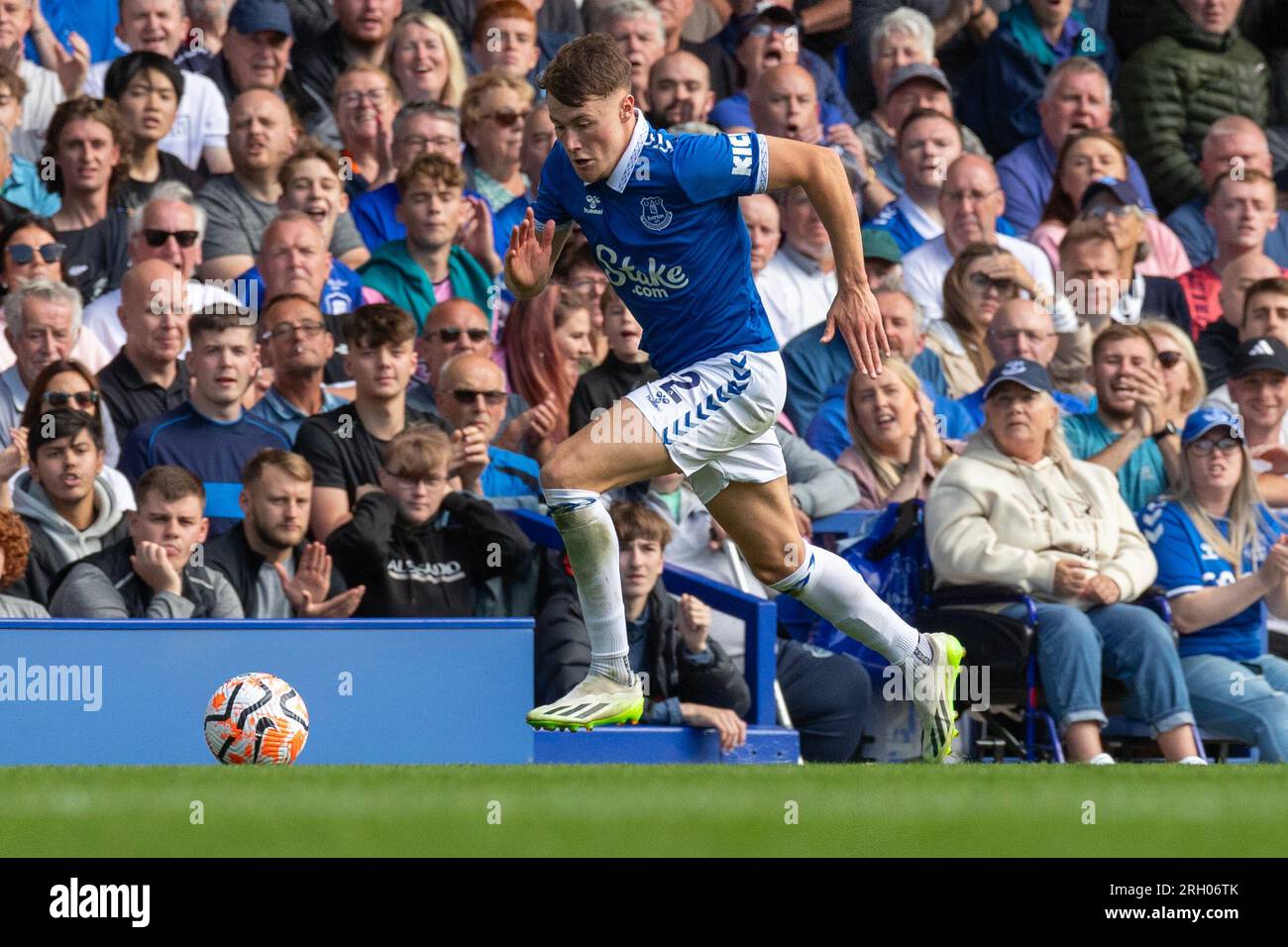 Premier league nathan patterson hi-res stock photography and images - Alamy