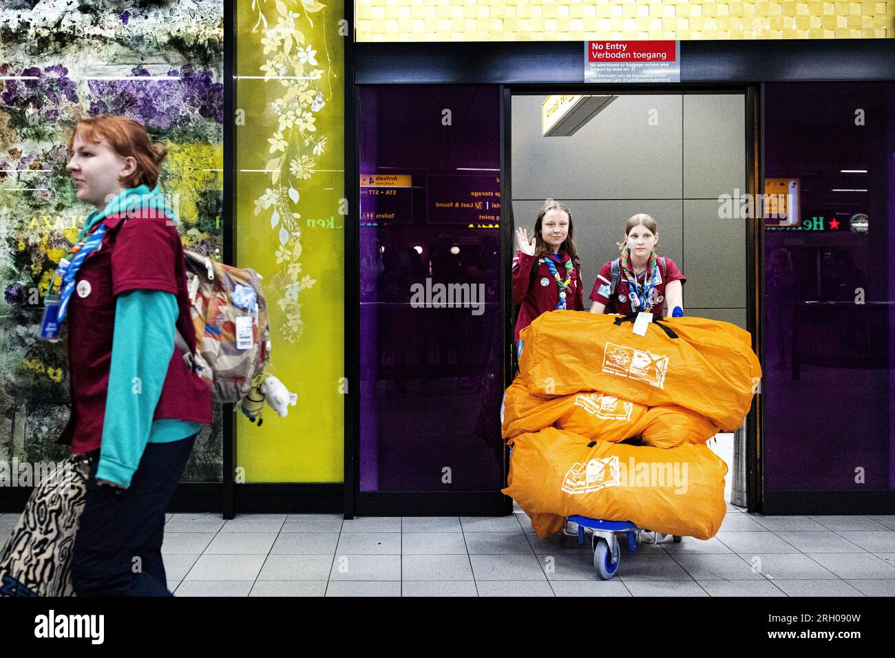 SCHIPHOL - Dutch scouts arrive at Schiphol. The scouts attended the ...