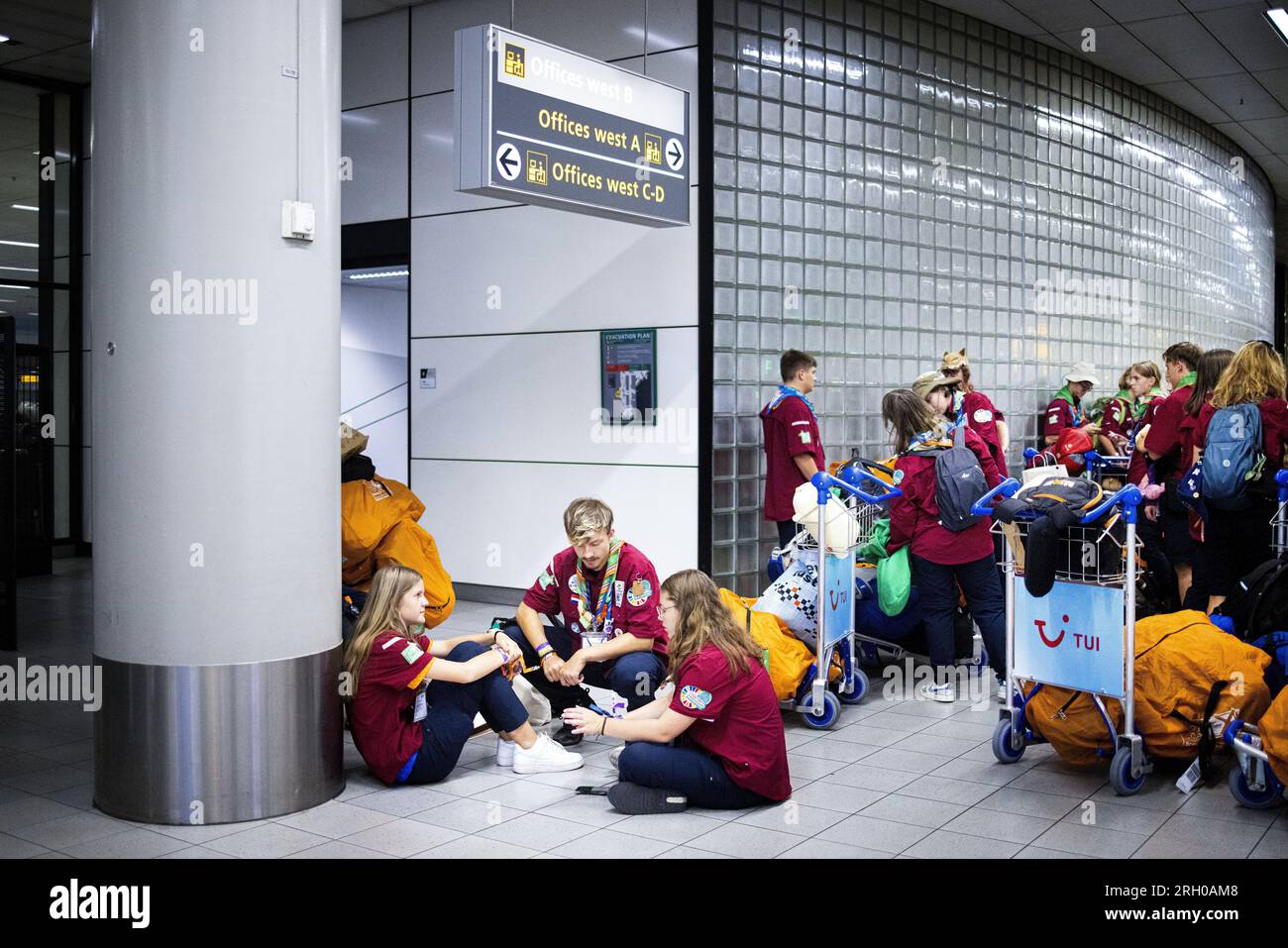 SCHIPHOL - Dutch scouts arrive at Schiphol. The scouts attended the ...