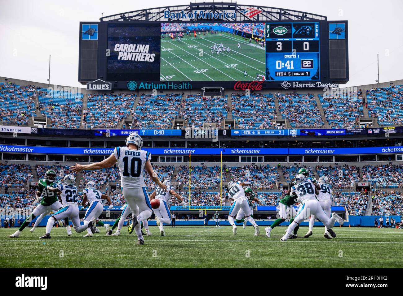 Johnny hekker hi-res stock photography and images - Alamy