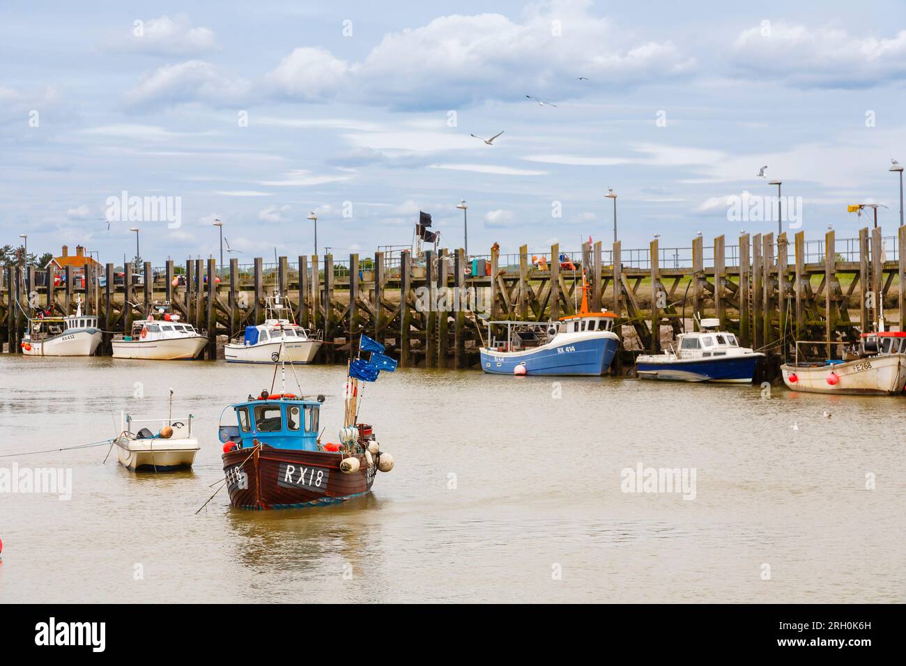 Rye pier hi-res stock photography and images - Alamy
