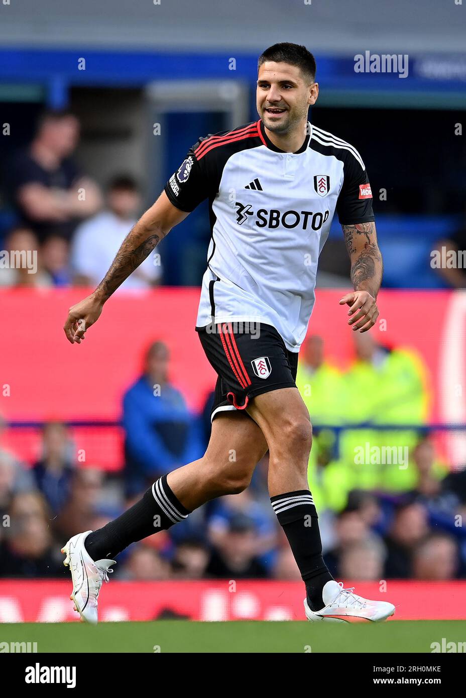 Aleksandar mitrovic liverpool hi-res stock photography and images - Alamy