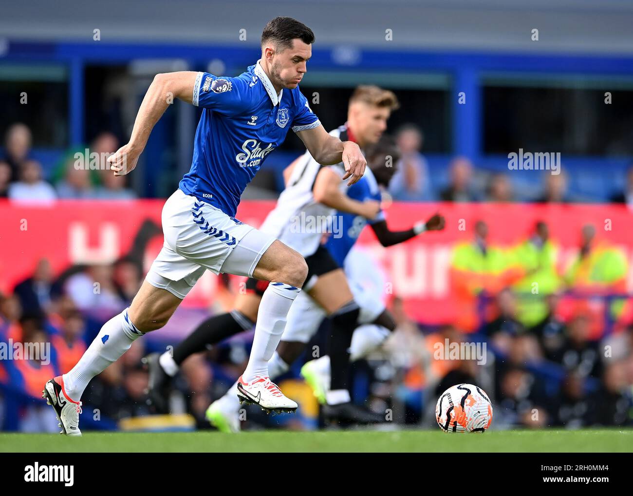 Michael ball everton football club hi-res stock photography and images ...