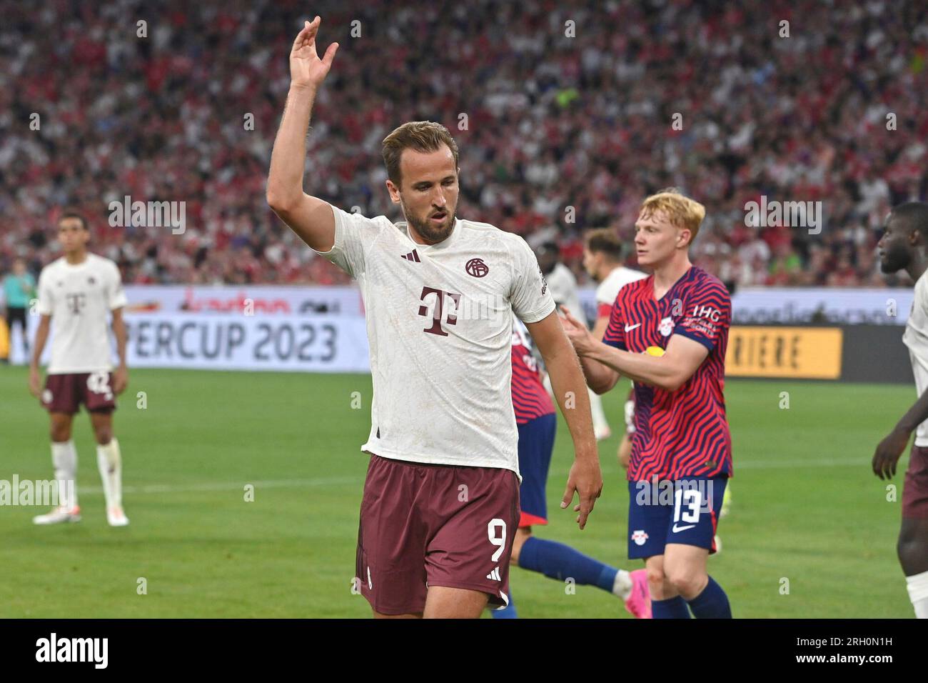 Harry KANE (FC Bayern Munich), gesture, penalty area scene, action. Football DFL Supercup 2023 ...