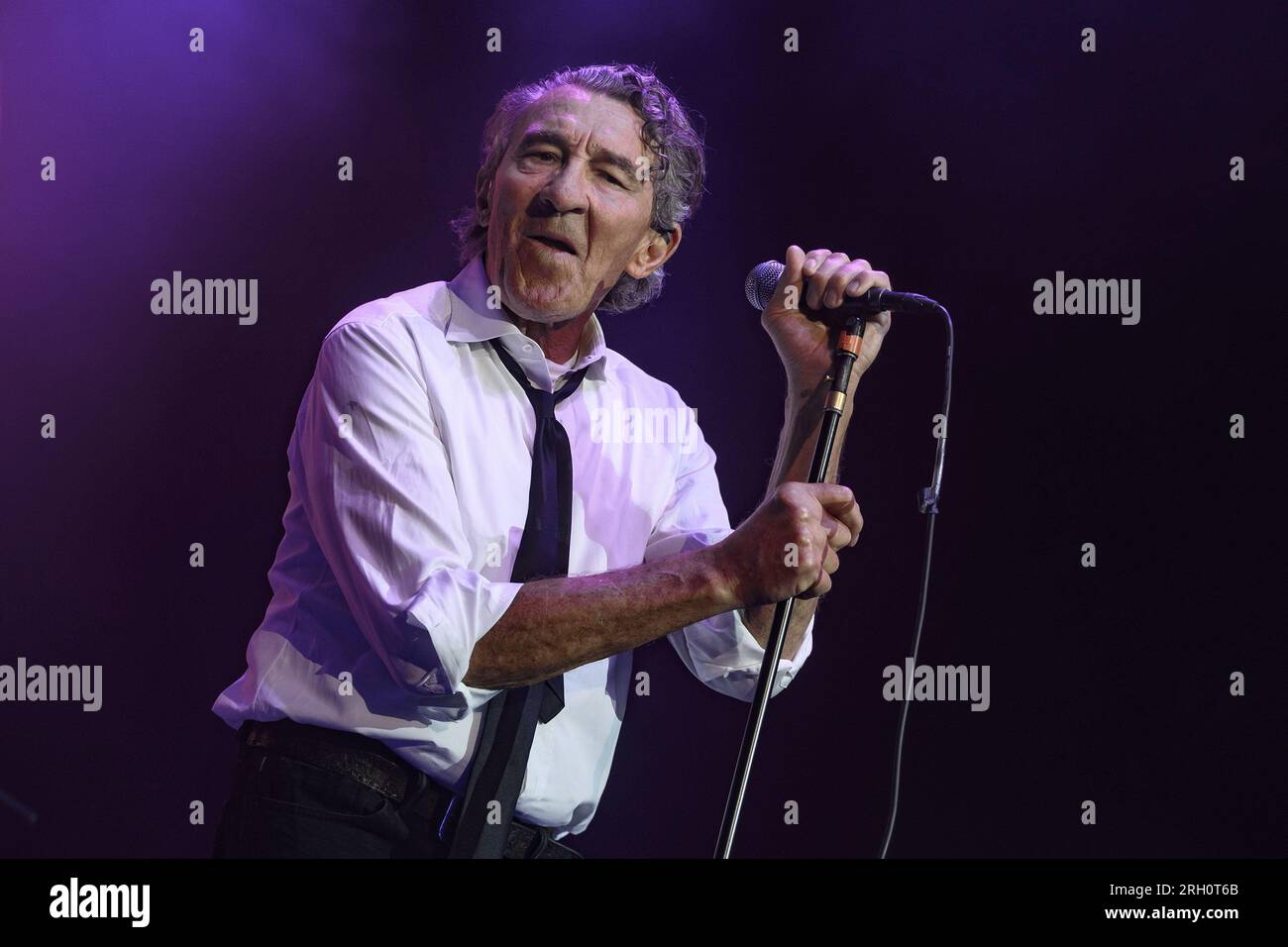 Fee waybill hi-res stock photography and images - Alamy