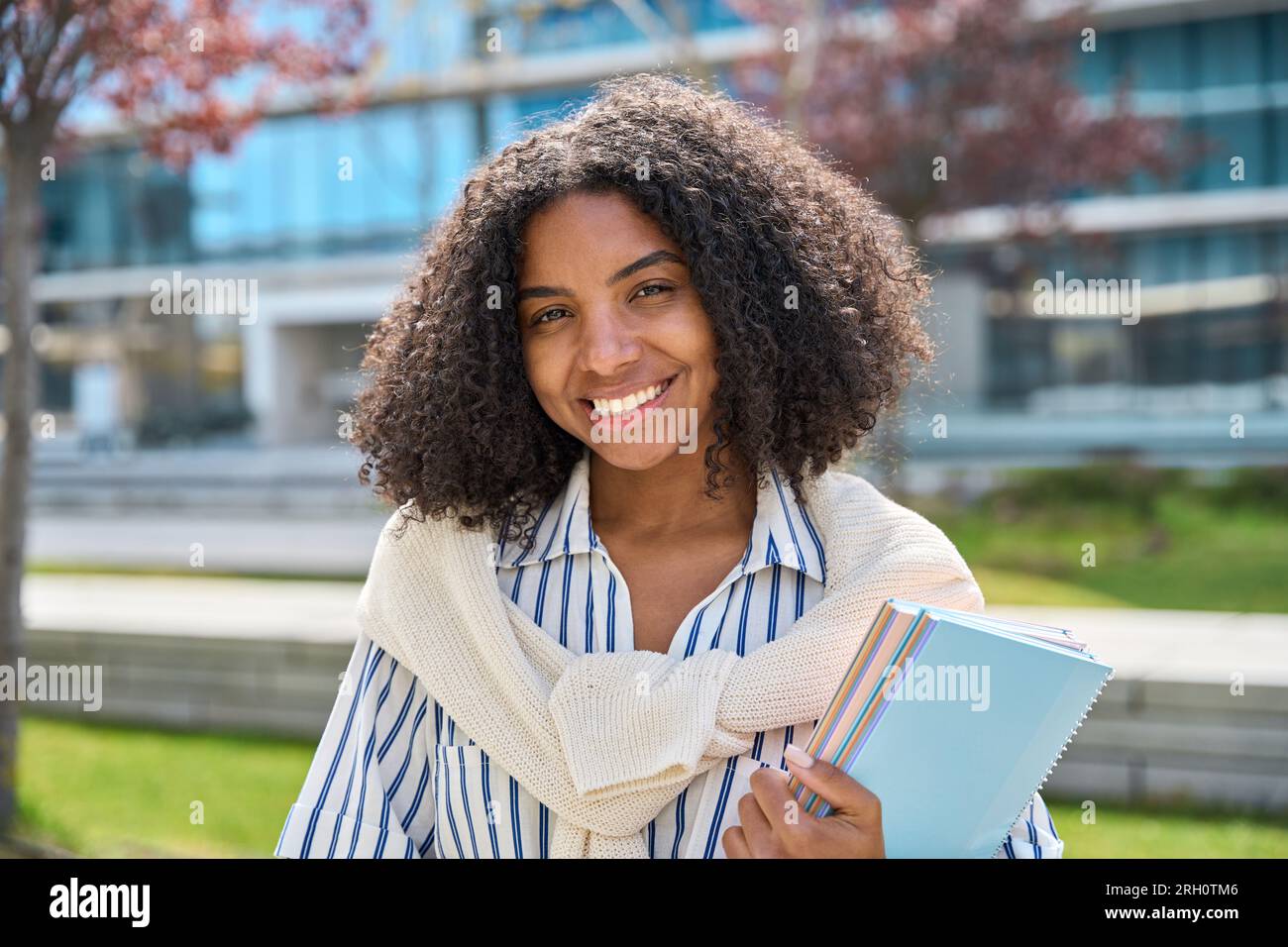 Apply for an internship hi-res stock photography and images - Alamy