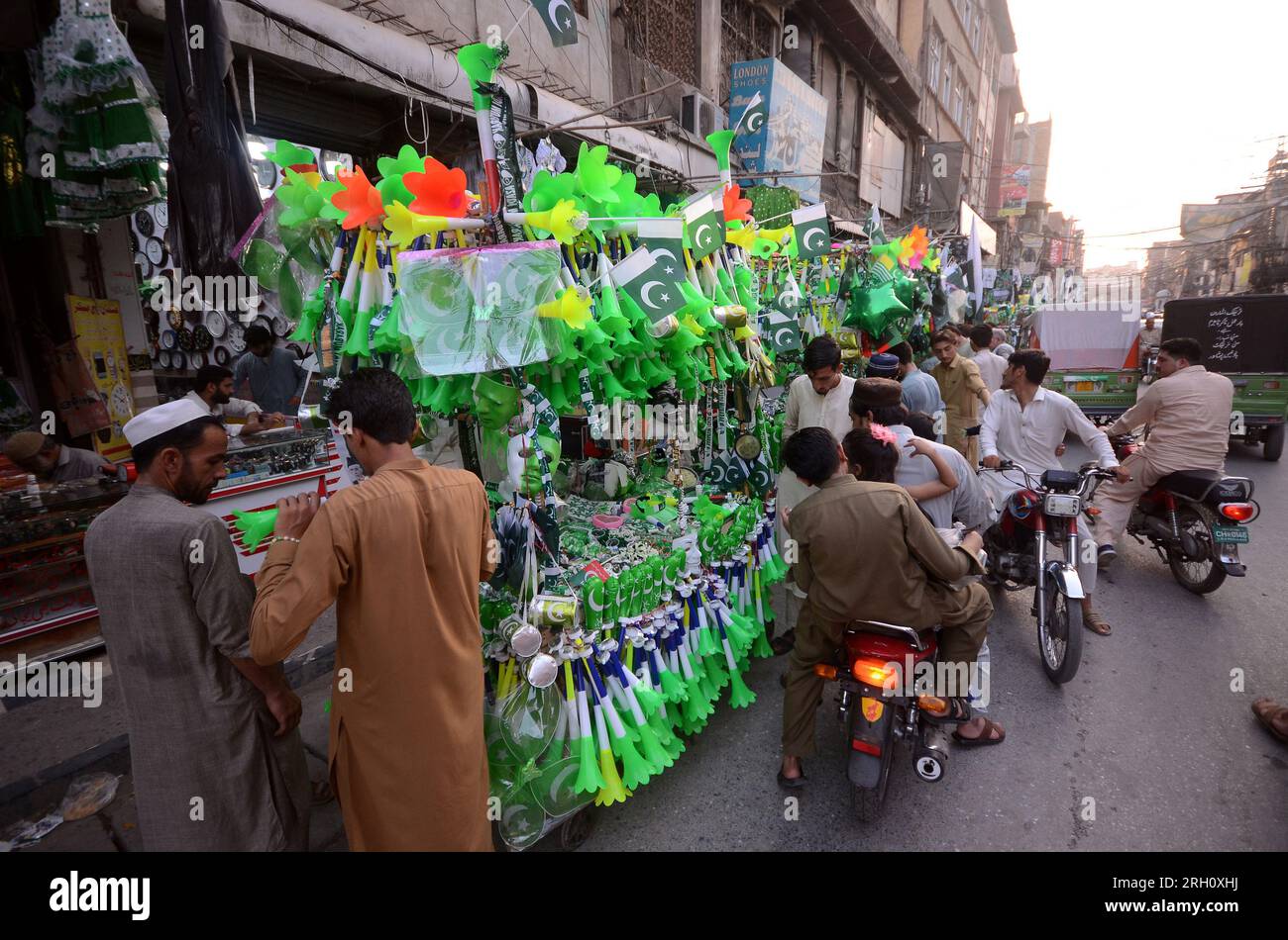 Peshawar, Peshawar, Pakistan. 12th Aug, 2023. People visit a market to ...