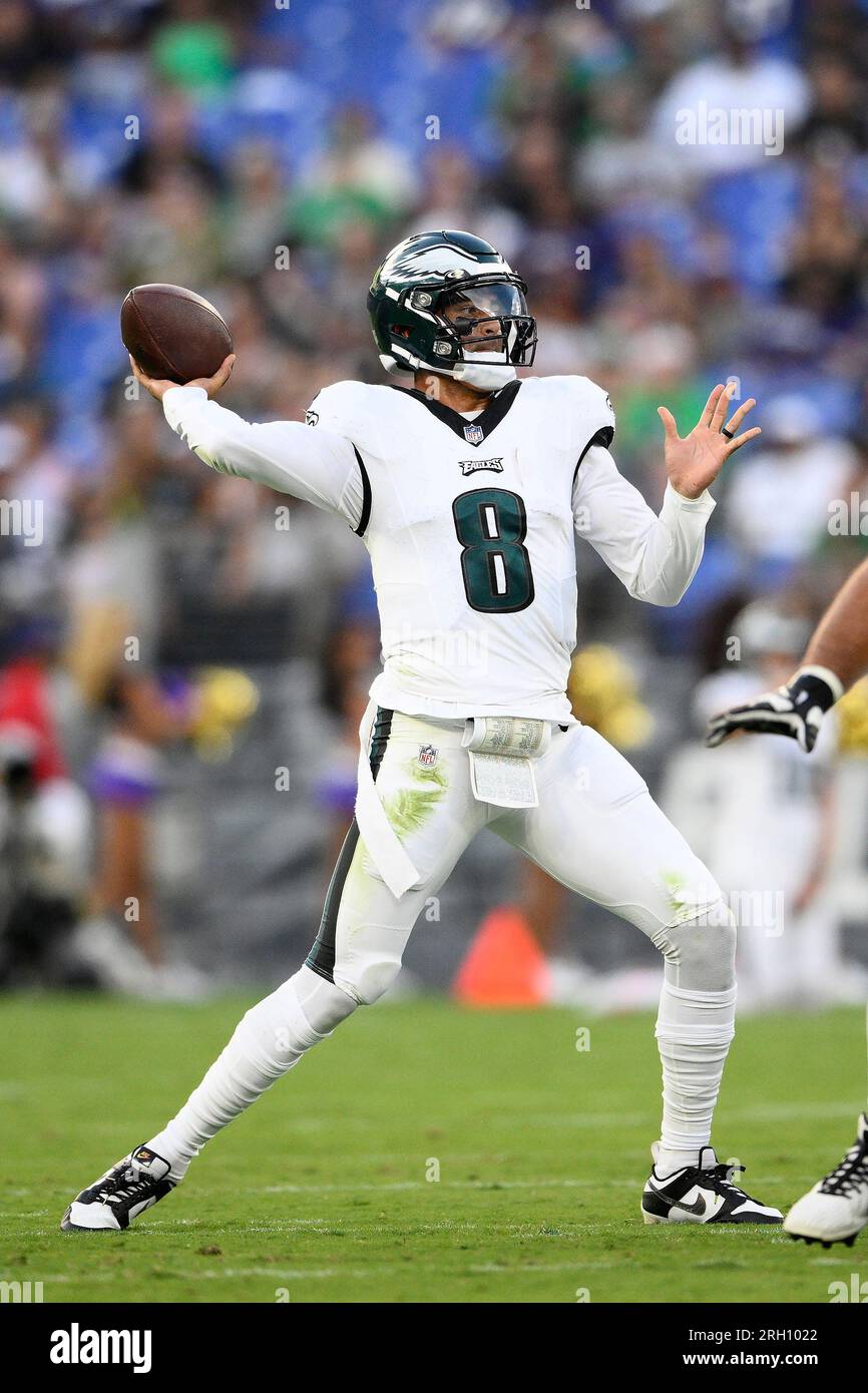 Philadelphia Eagles quarterback Marcus Mariota (8) passes against the ...
