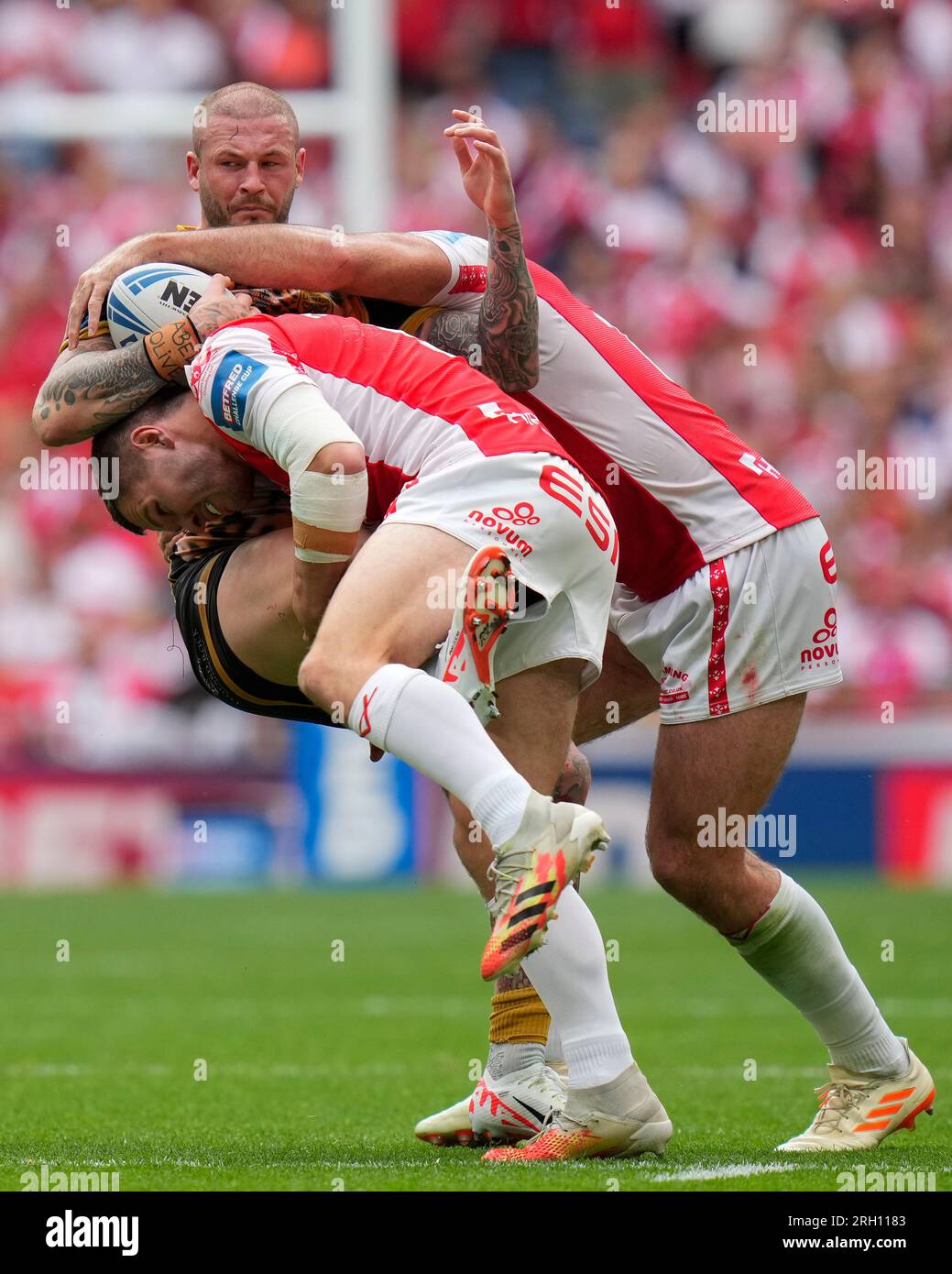 London, UK. 12th Aug, 2023. Zak Hardaker #1 of Leigh Leopards runs at ...