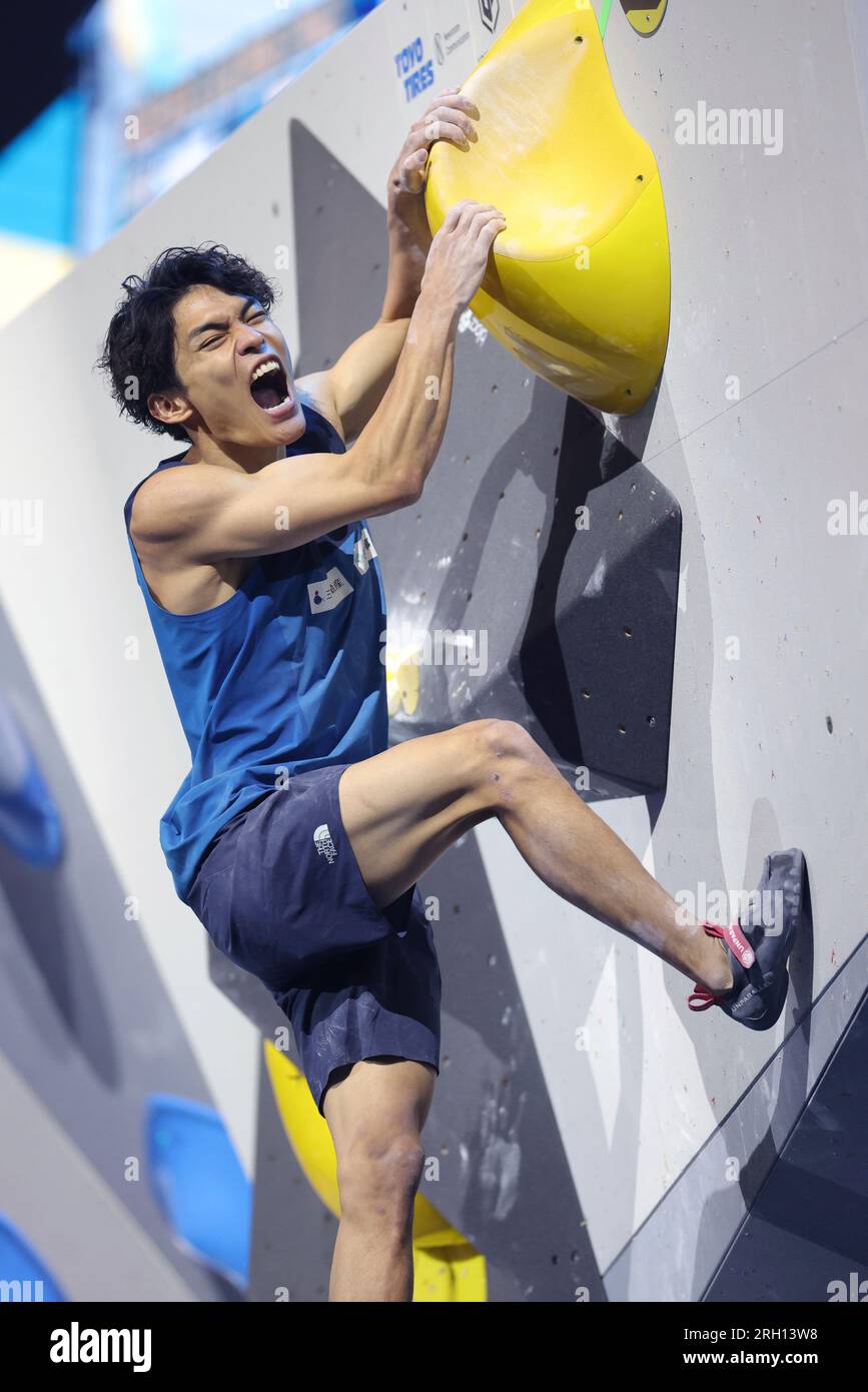 Tomoa NARASAKI of Japan reacts during the final round of men's boulder ...