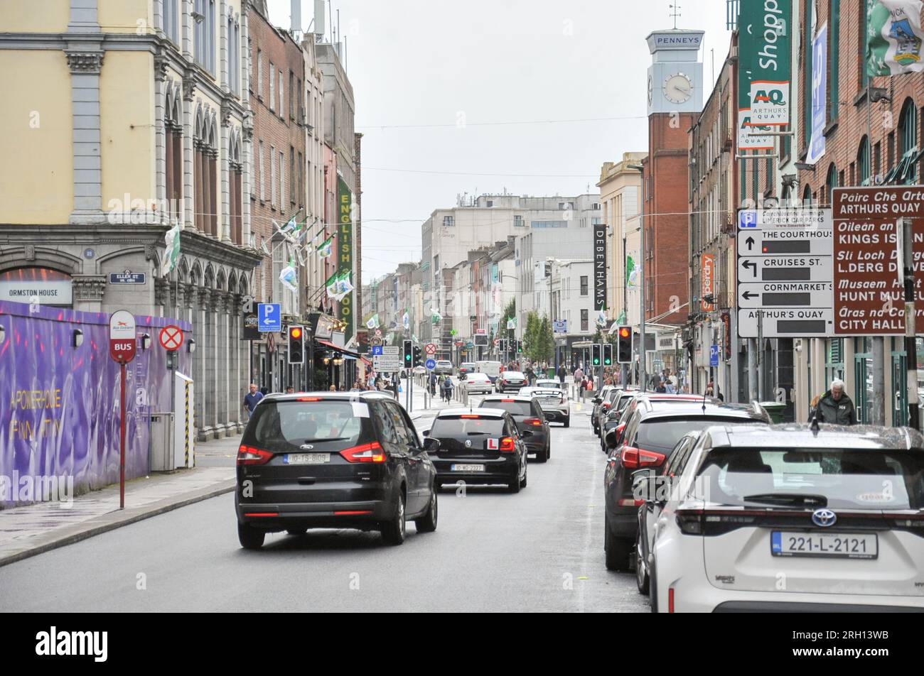 Traffic in Limerick city. Ireland Stock Photo - Alamy