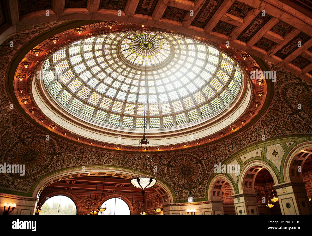 Interior or the Chicago cultural center, Library, The Loop, Downtown ...