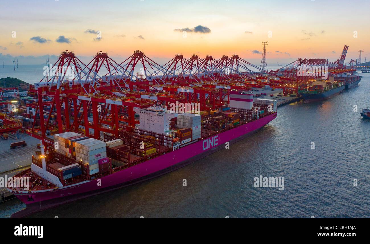 SHANGHAI, CHINA - AUGUST 13, 2023 - Container handling operation at ...