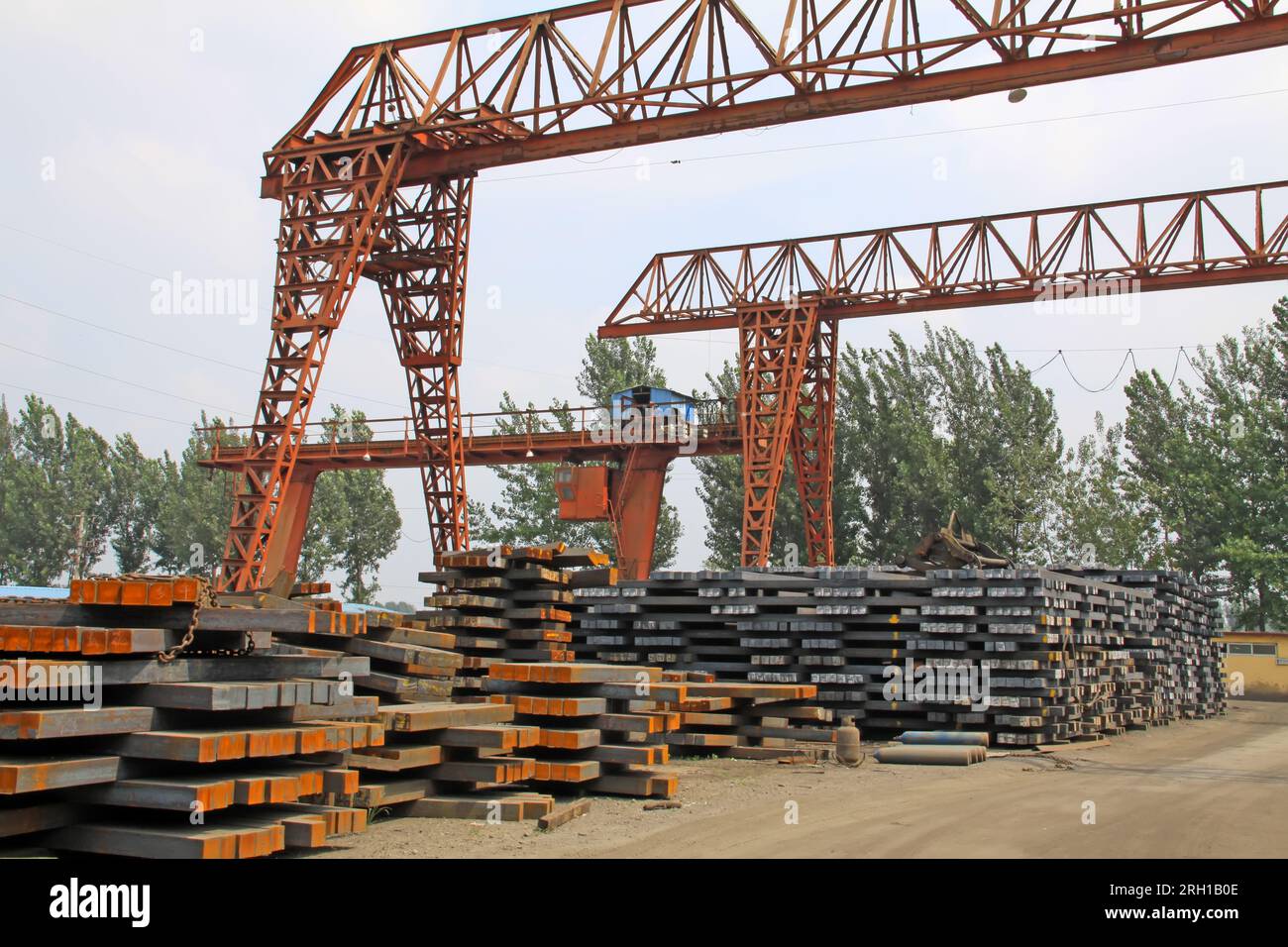 steel ingot and crown block in a factory Stock Photo - Alamy