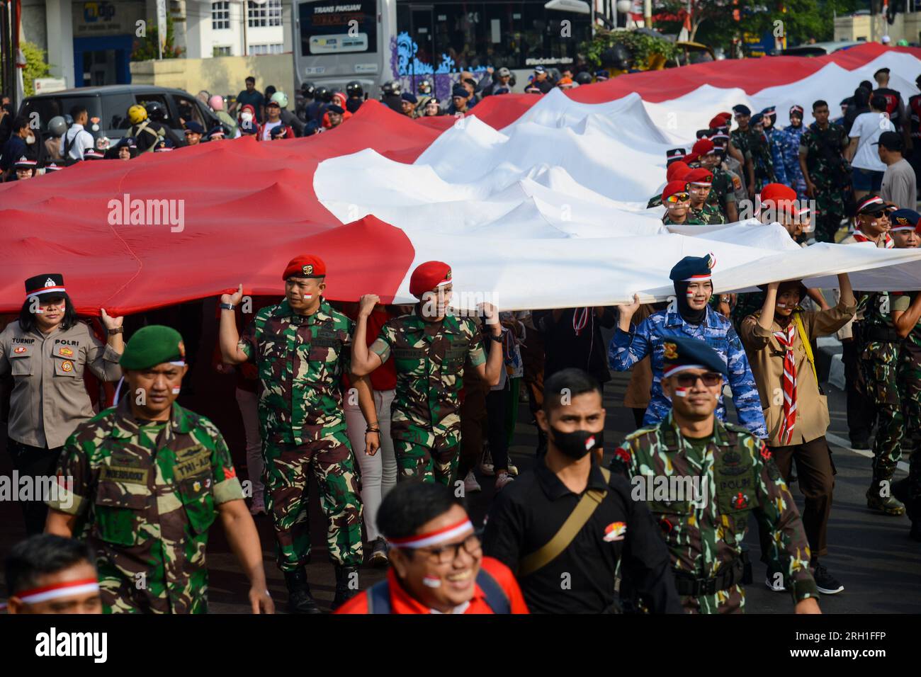 Bogor, West Java, Indonesia. 13th Aug, 2023. Indonesian soldiers parade ...