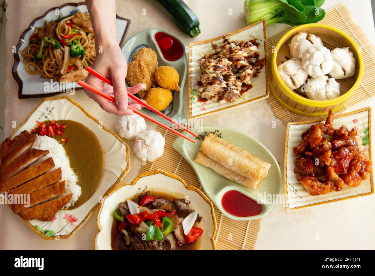 Food Cover Photos around the world Stock Photo - Alamy