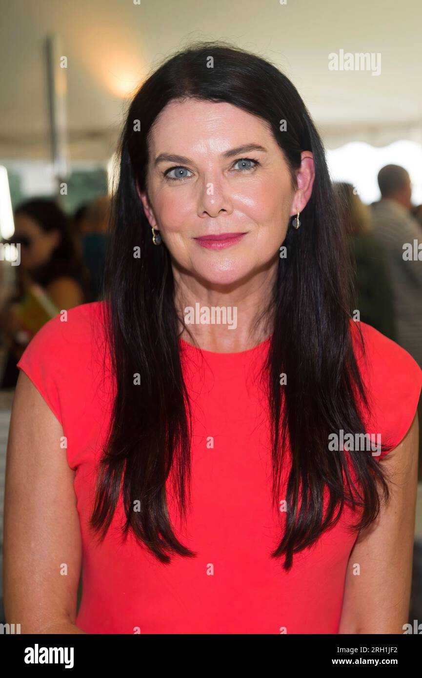 Actress Lauren Graham attends the East Hampton Library's 19th annual ...