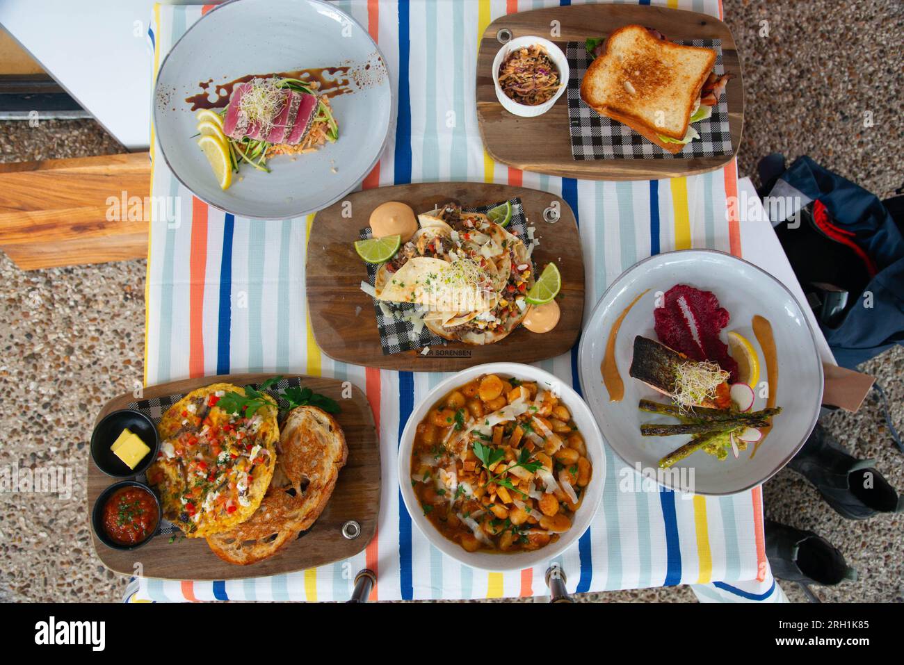 Food Cover Photos around the world Stock Photo - Alamy