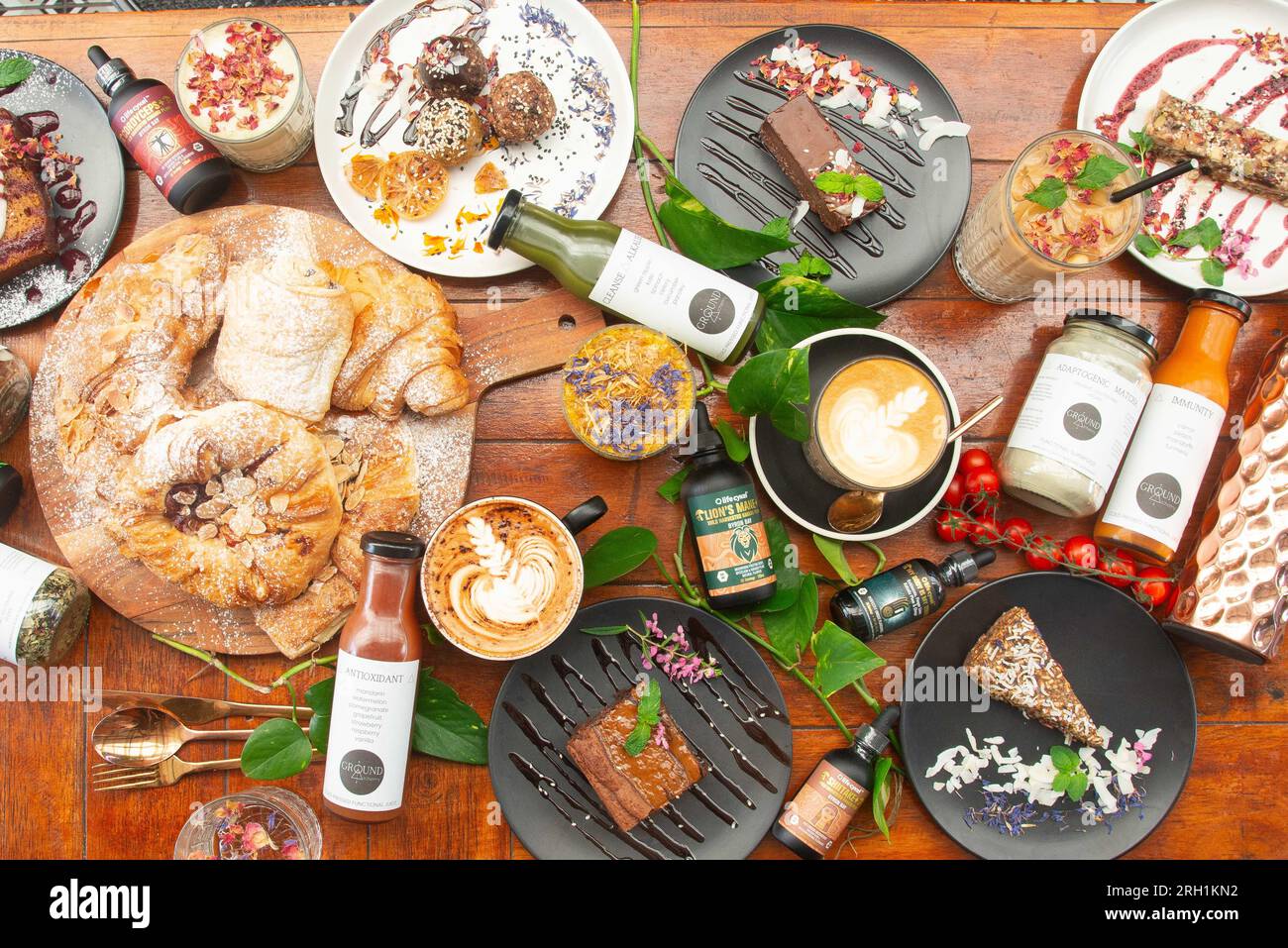 Food Cover Photos around the world Stock Photo - Alamy