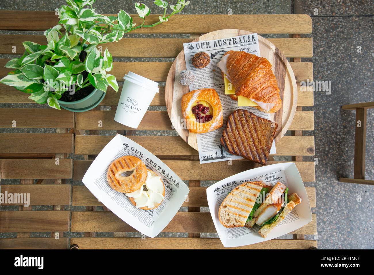 Food Cover Photos around the world Stock Photo - Alamy