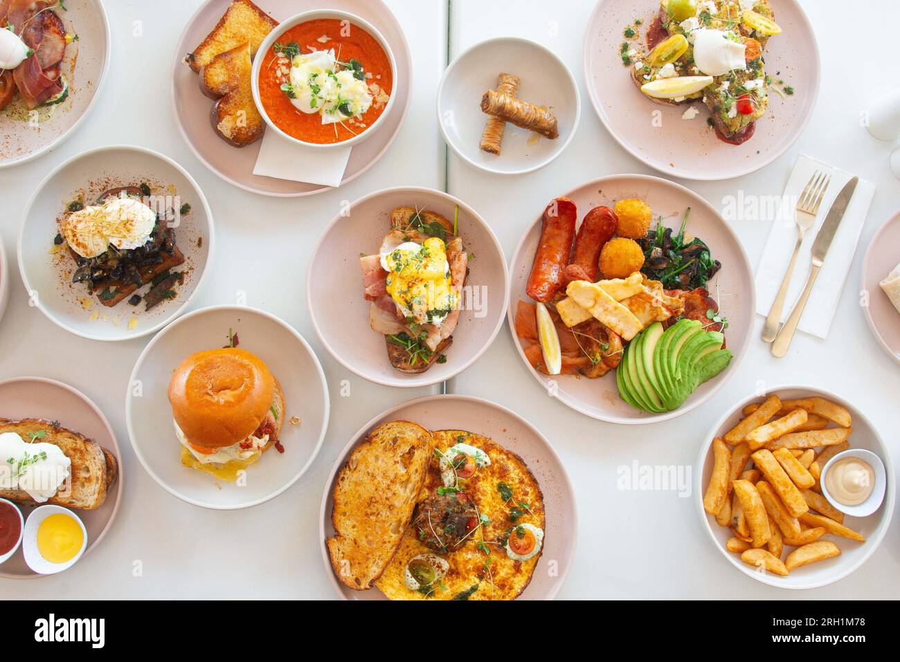 Food Cover Photos around the world Stock Photo - Alamy