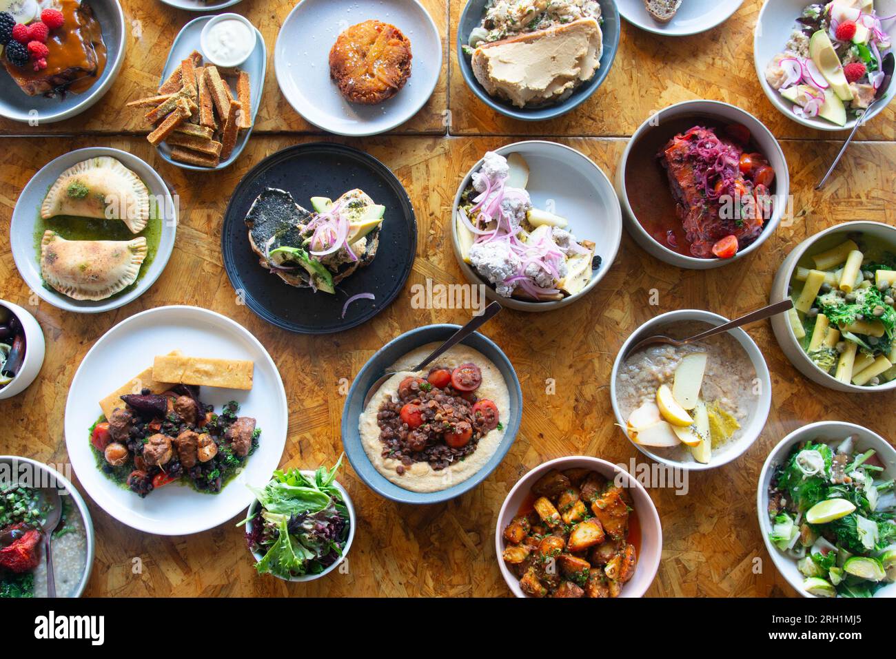 Food Cover Photos around the world Stock Photo - Alamy