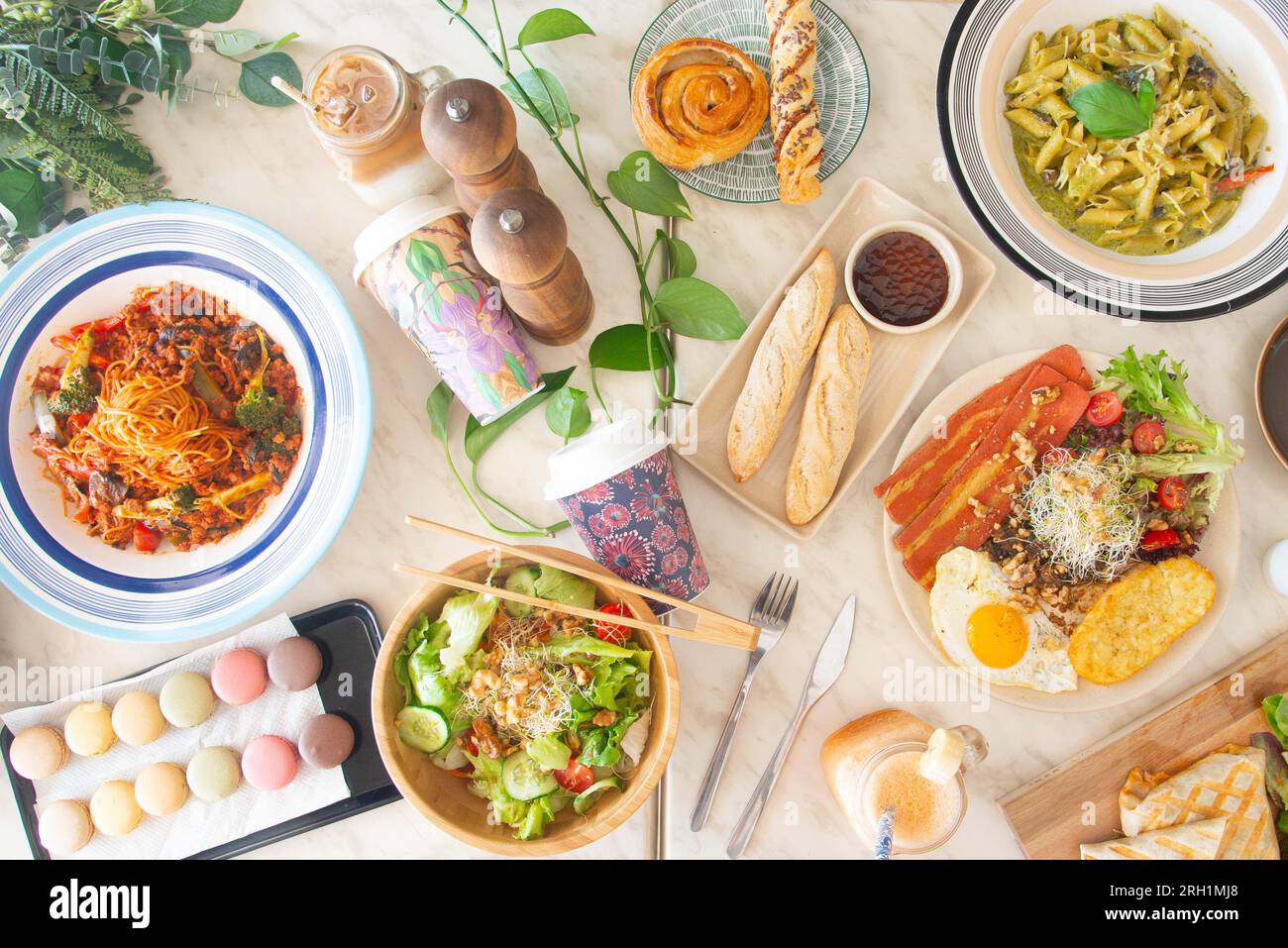 Food Cover Photos around the world Stock Photo - Alamy