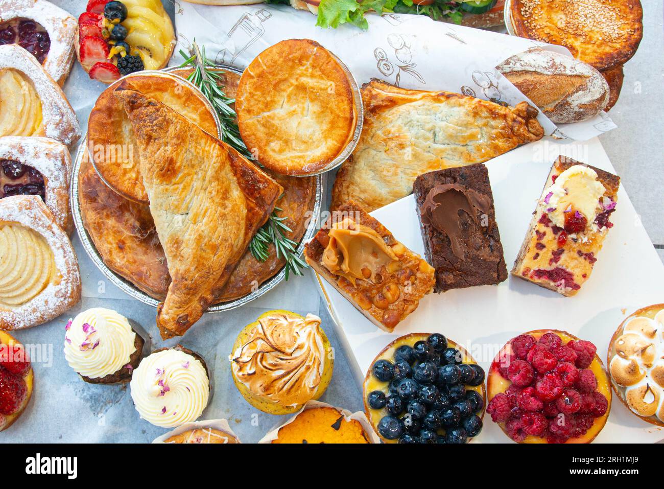 Food Cover Photos around the world Stock Photo - Alamy