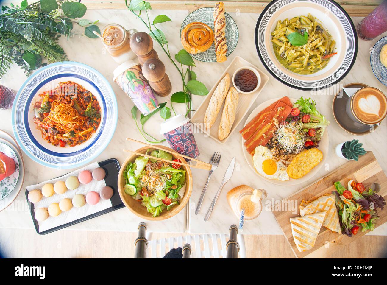 Food Cover Photos around the world Stock Photo - Alamy