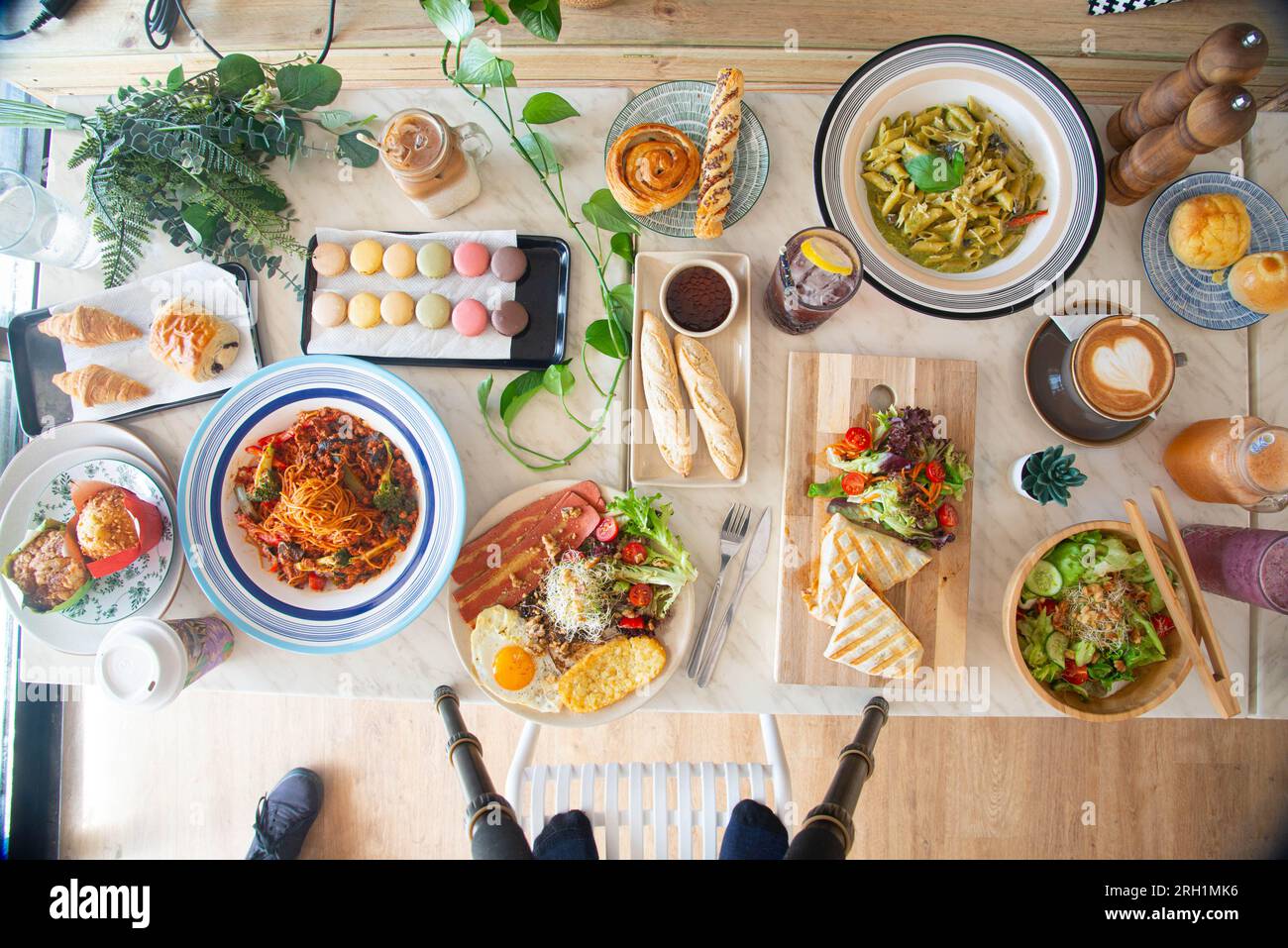 Food Cover Photos around the world Stock Photo - Alamy