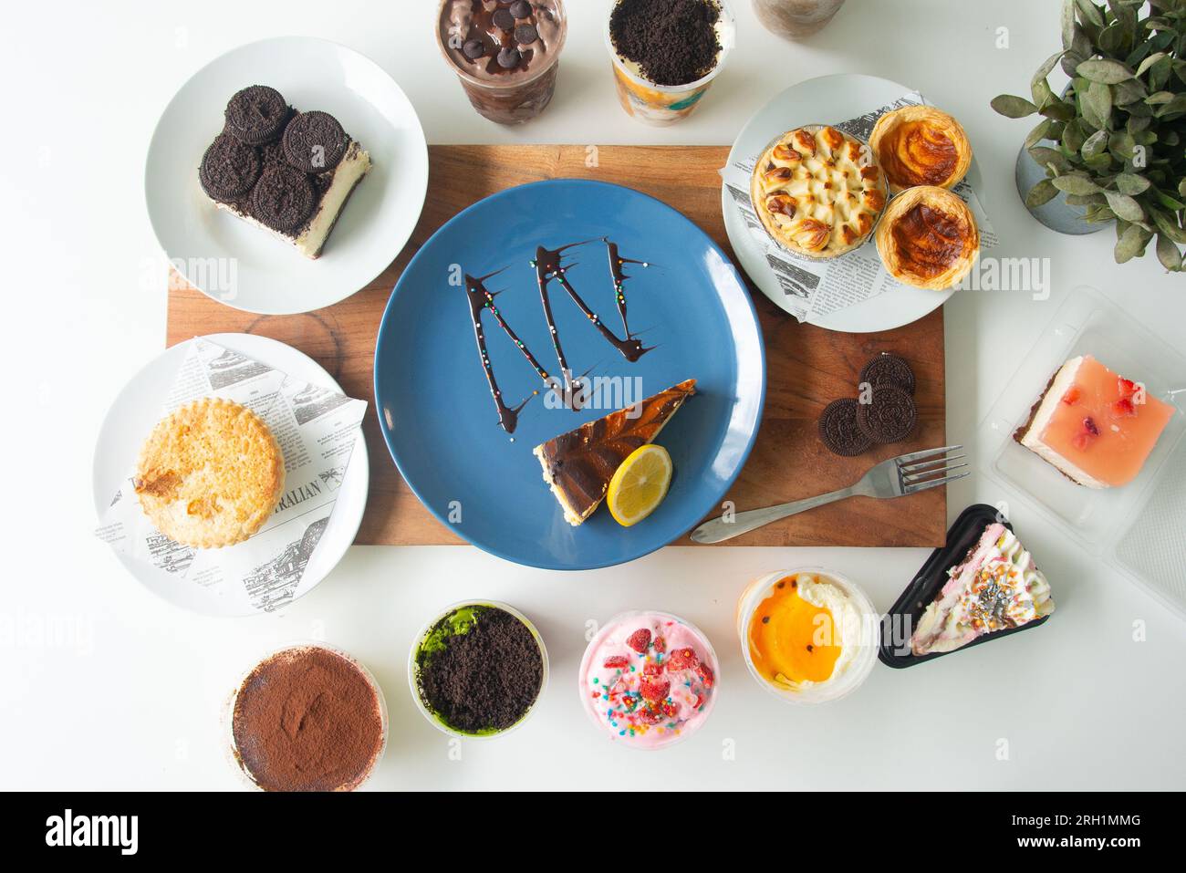 Food Cover Photos around the world Stock Photo - Alamy