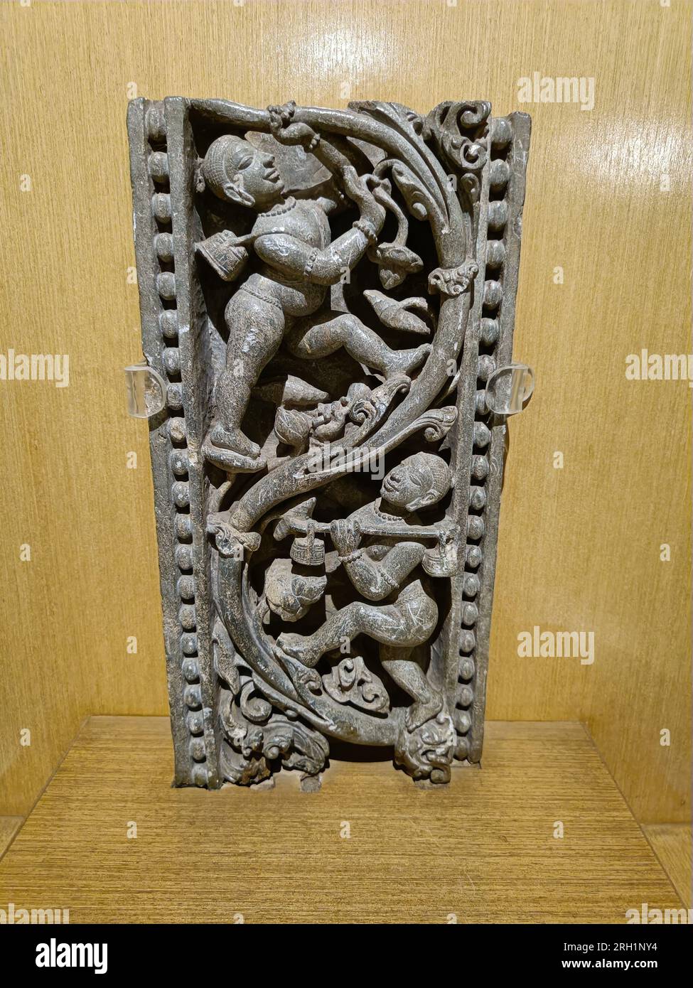 Carved stone door jamb hi-res stock photography and images - Alamy