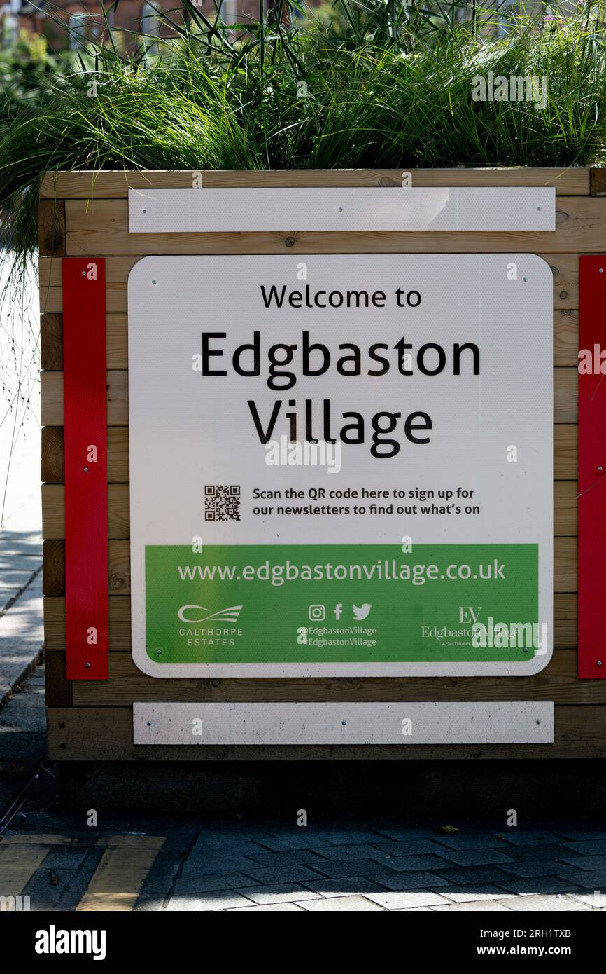 Village welcome sign hi-res stock photography and images - Alamy