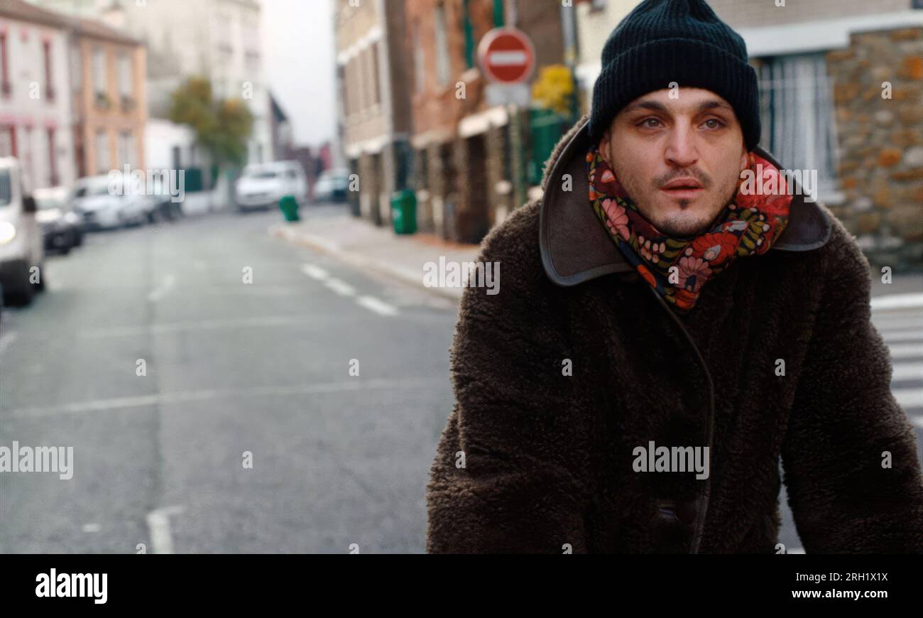 FRANZ ROGOWSKI in PASSAGES (2023), directed by IRA SACHS. Credit: SBS ...