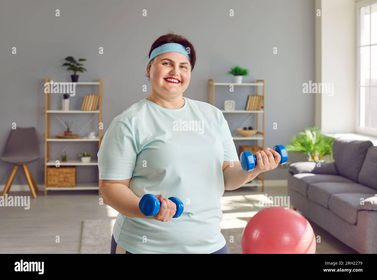 Full length portrait fat woman hi-res stock photography and images - Alamy
