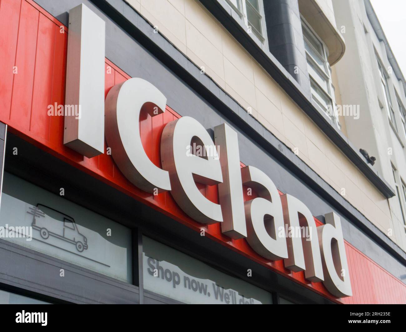 Iceland supermarket in Hammersmith, London, UK Stock Photo - Alamy