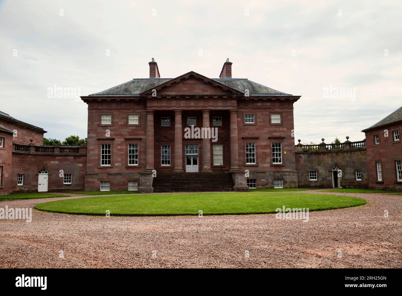 Scottish house open door hi-res stock photography and images - Alamy