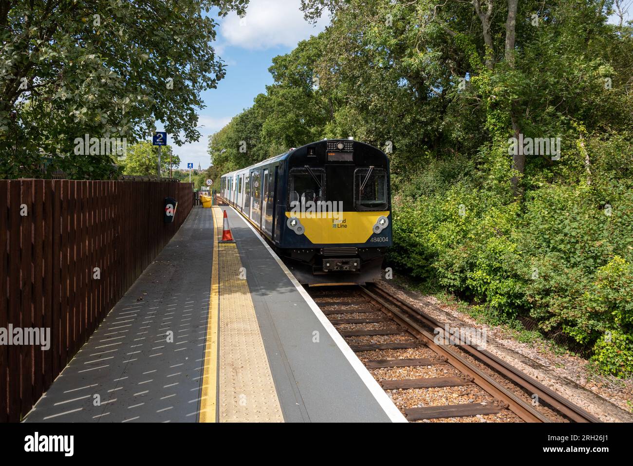 Train arrives at Smallbrook station on the Isle of Wight. Links here to ...