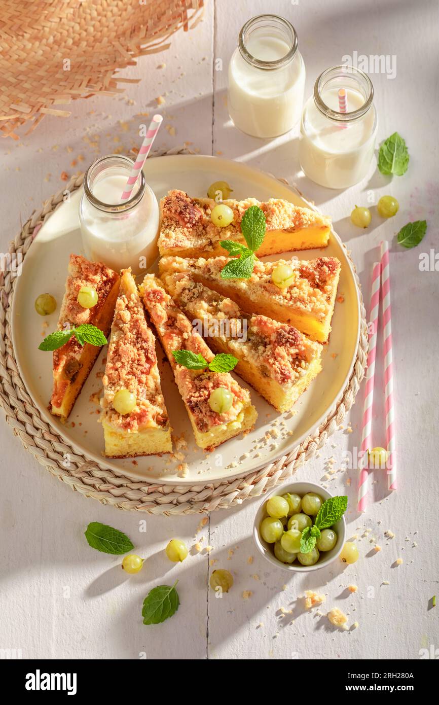 Sweet gooseberry butter cake hi-res stock photography and images - Alamy