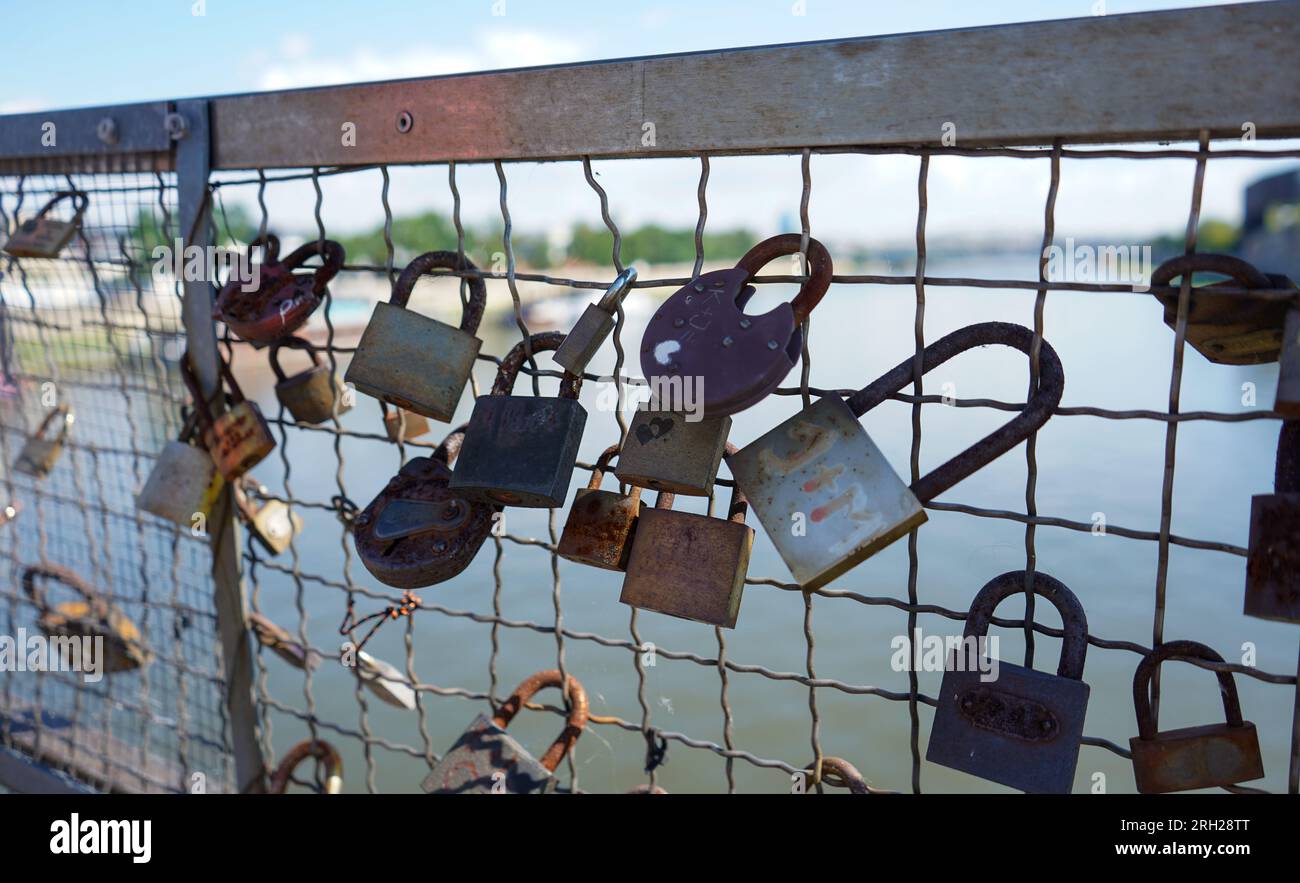 Vintage padlocks hi-res stock photography and images - Alamy