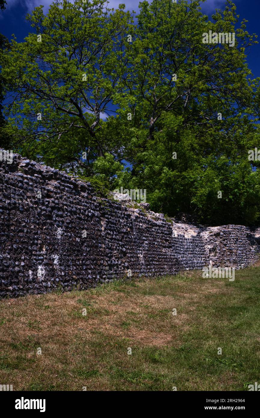 11th century feudal castle hi-res stock photography and images - Alamy