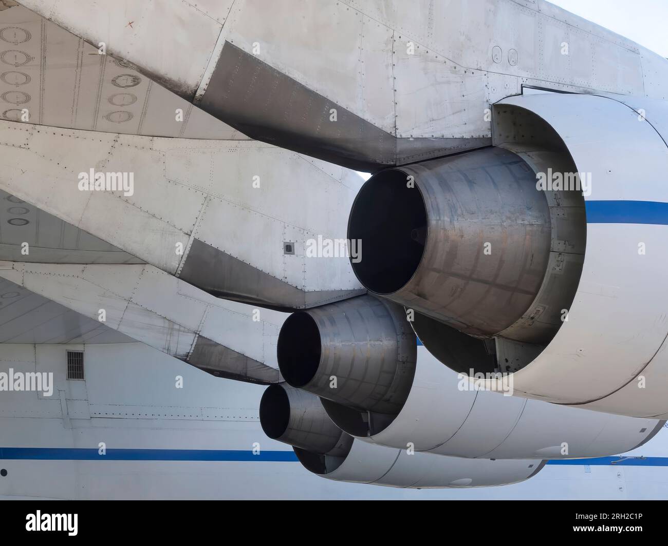 Aircraft jet engine hi-res stock photography and images - Alamy