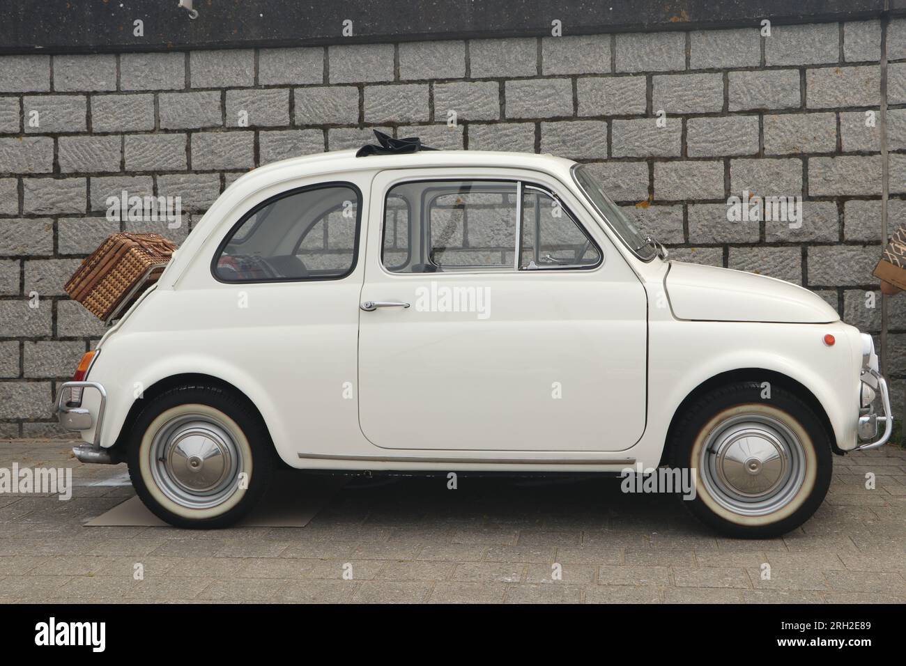 Classic fiat convertible hi-res stock photography and images - Alamy